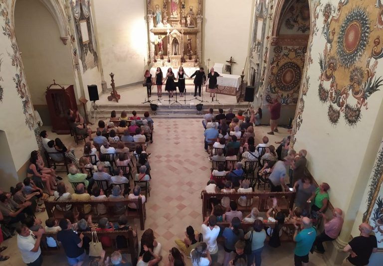 El pórtico del Festival Castillo de Aínsa abre la programación en Olsón ...